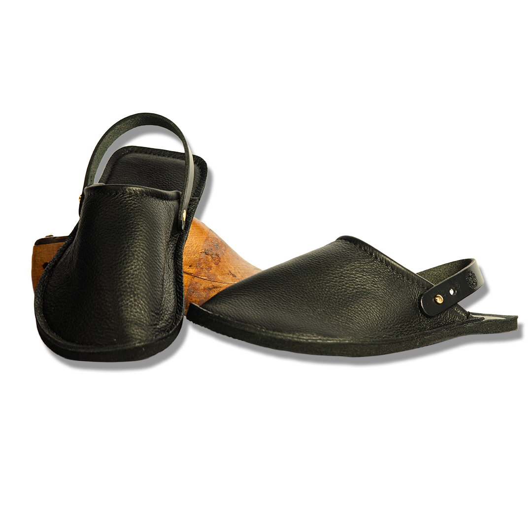Leather House Slippers – Orox Leather Co.